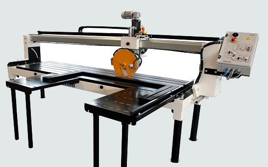 AFR-A Motorised Bench saw - D Zambelis Limited